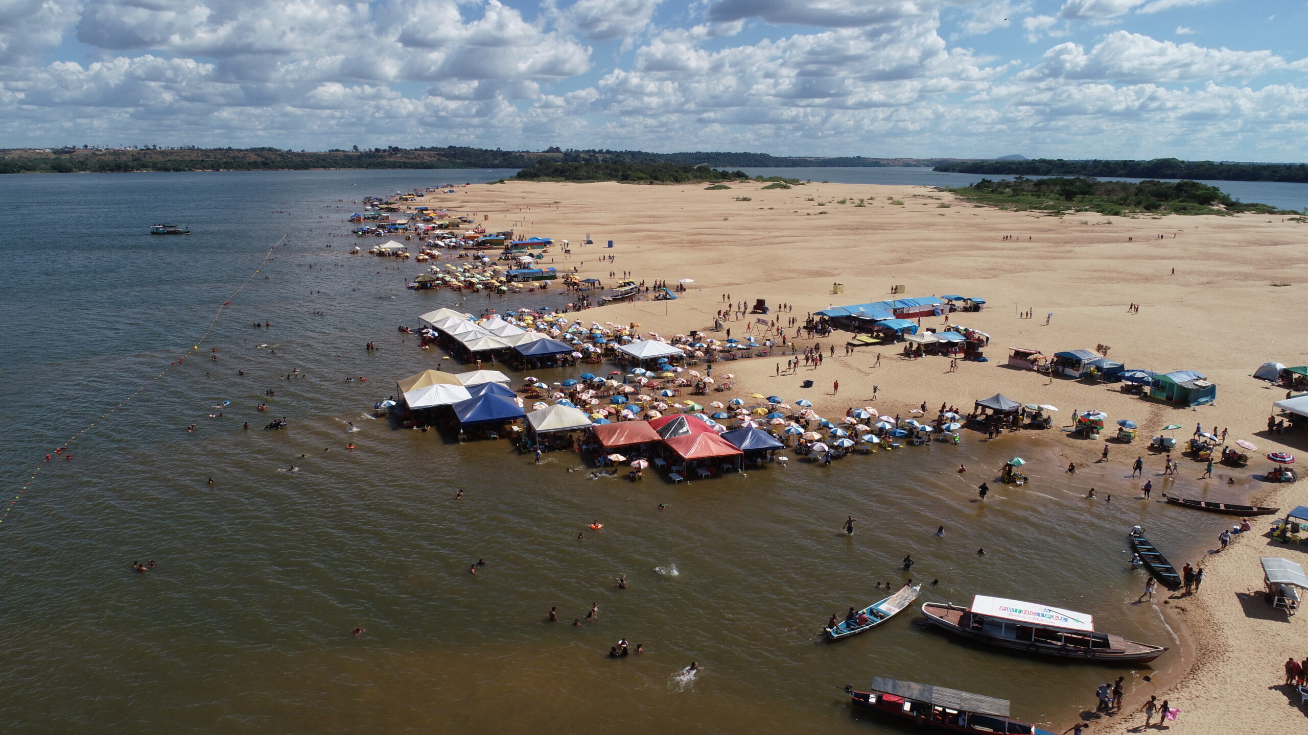 Férias em Marabá têm praia convidativa e presença da Marinha - ZÉ DUDU