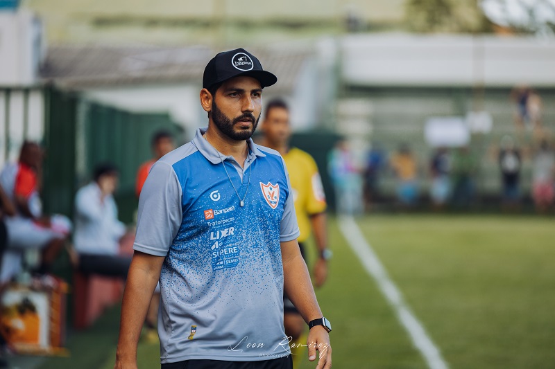 Diretoria do Águia de Marabá confirma o retorno do técnico Mathaus ...